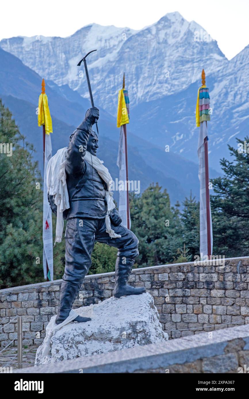 Tenzing norgay everest hi-res stock photography and images - Alamy