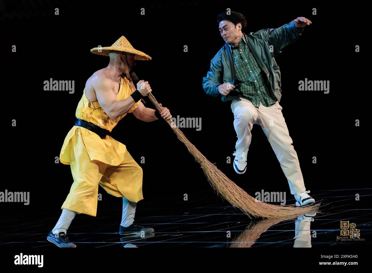 (240805) -- BEIJING, Aug. 5, 2024 (Xinhua) -- British martial artist ...