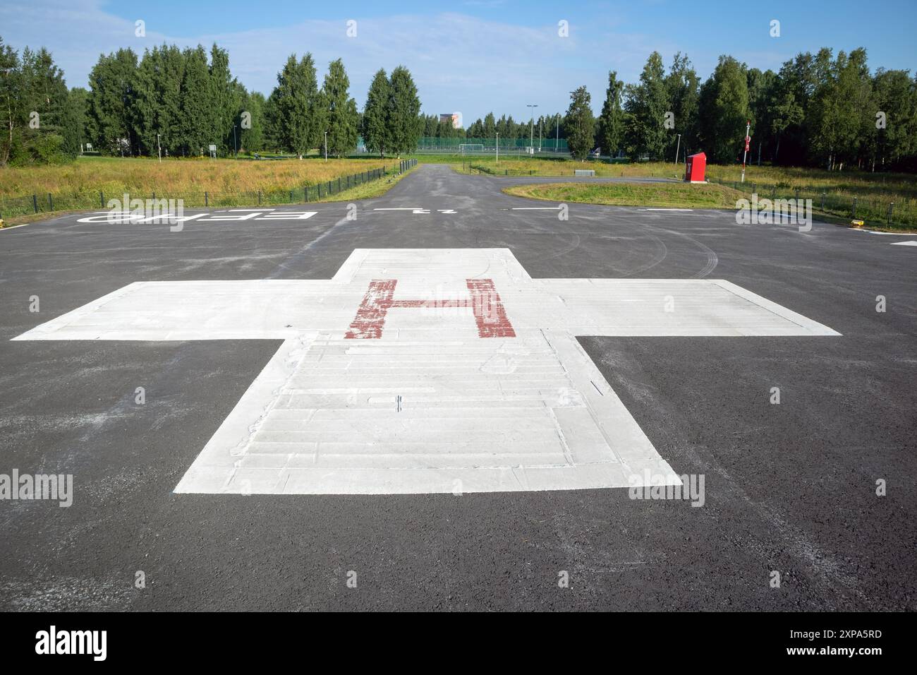 Helipad helicopter landing pad hi-res stock photography and images - Alamy