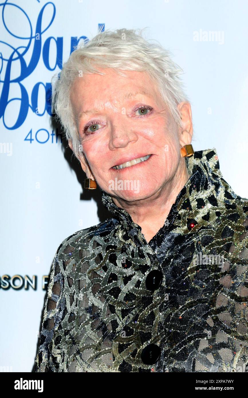 LOS ANGELES - AUG 2: Valorie Armstrong at the "Santa Barbara" 40th ...