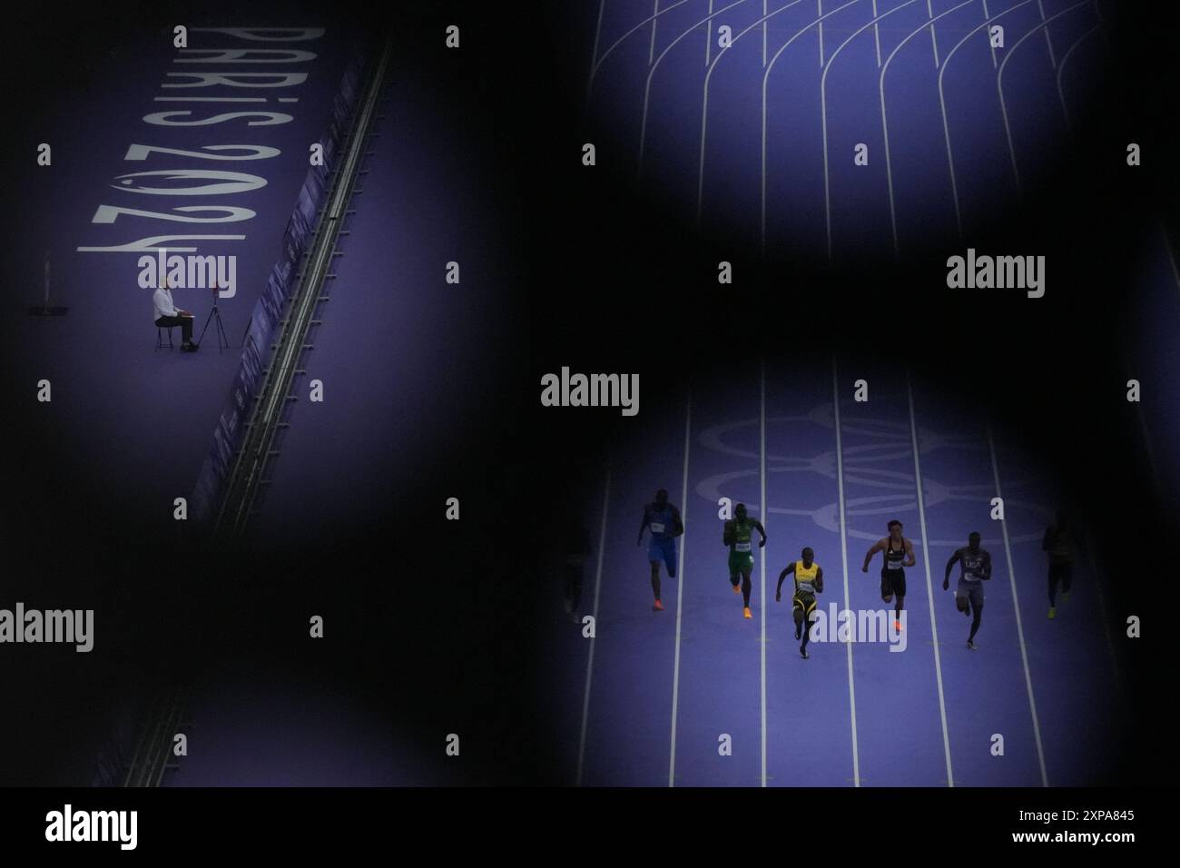 Paris, France. 04th Aug, 2024. Athletes compete in men's 400 m ...