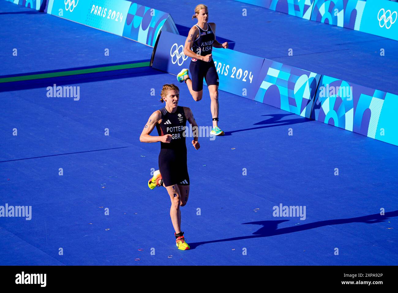 Britain's Beth Potter, left, and Taylor Knibb, of the United States ...