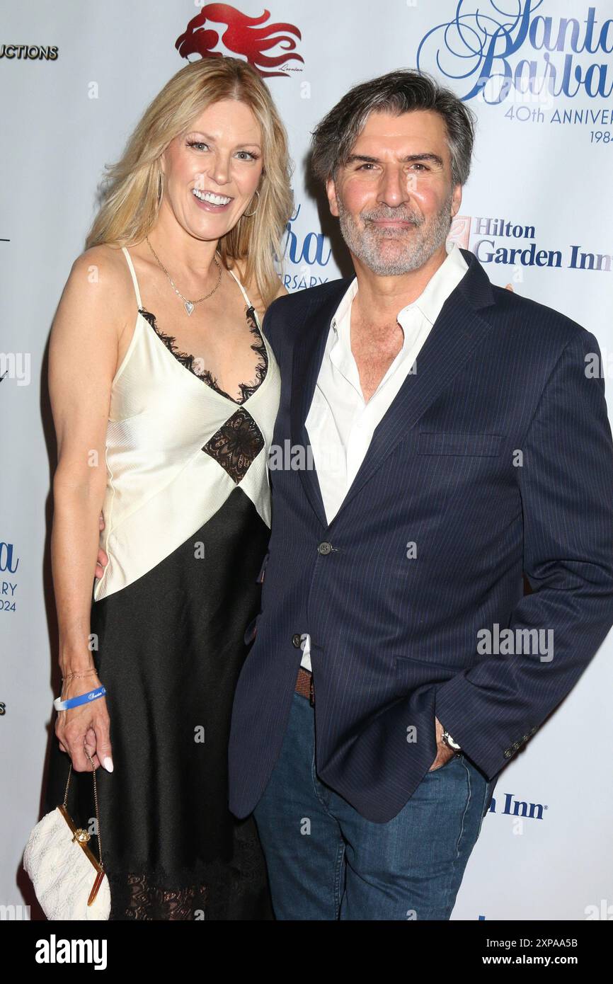 LOS ANGELES - AUG 2: Yvonne Glisson, Vincent Irizarry at the "Santa ...