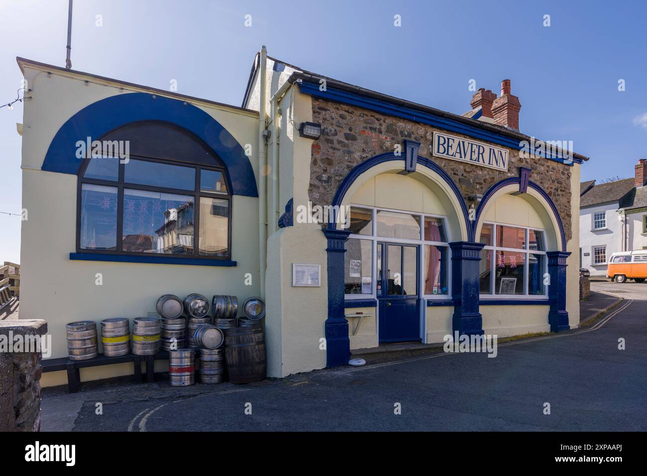 The Beaver Inn in the coastal village of Appledore, Devon, England ...