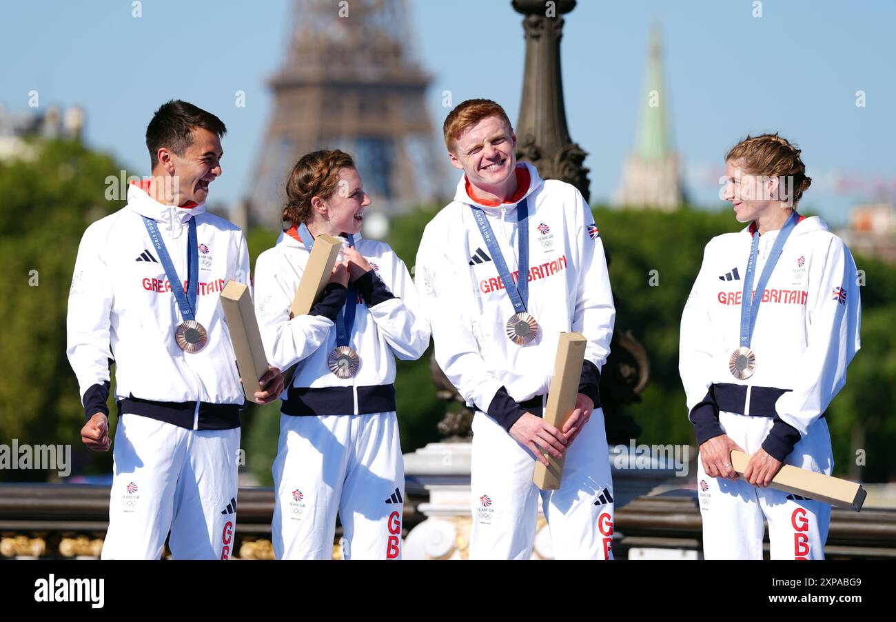 Great Britain's Alex Yee, Georgia Taylor-Brown, Samuel Dickinson and ...