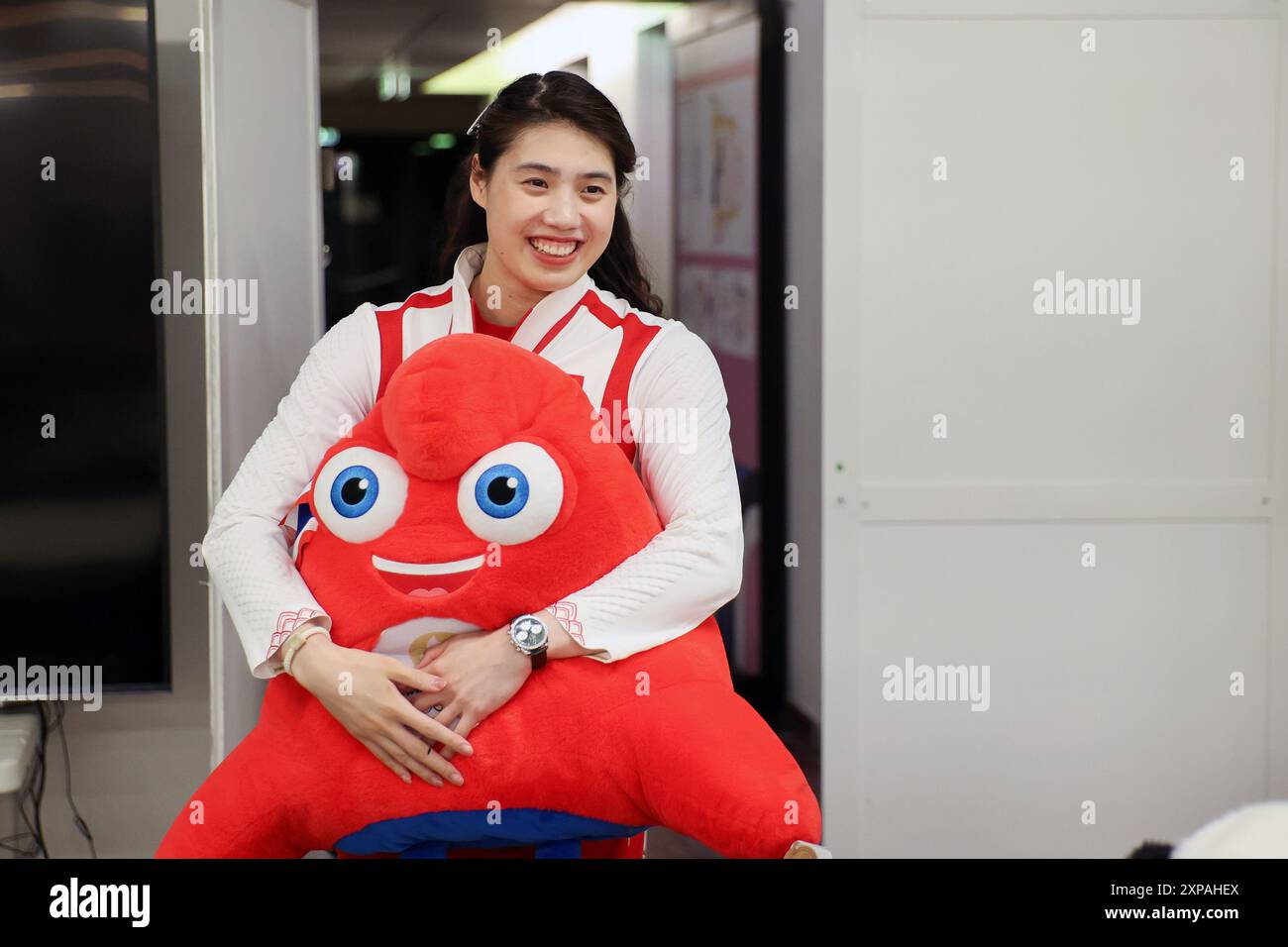 Paris, France. 5th Aug, 2024. Chinese swimming athlete Zhang Yufei is ...