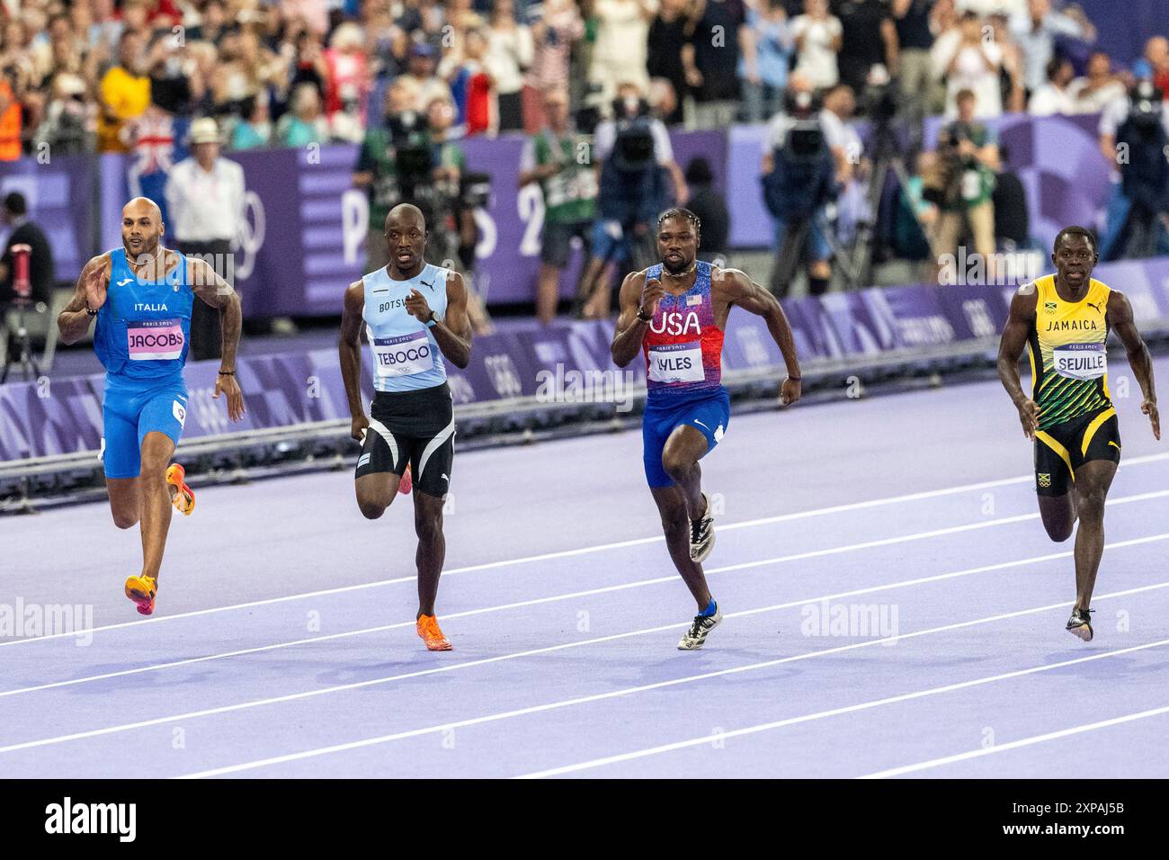 Paris, France. 04th Aug, 2024. Noah Lyles running to win Olympic 100 ...