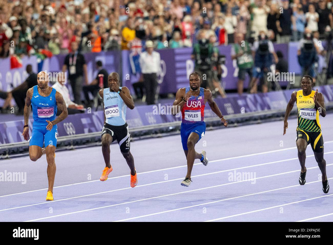 Paris, France. 04th Aug, 2024. Noah Lyles running to win Olympic 100 ...