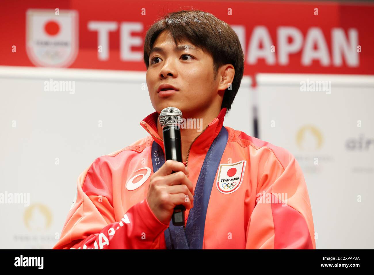 Paris, France. 5th Aug, 2024. Hifumi Abe (JPN) Judo : Airweave Presentation Ceremony during the ...