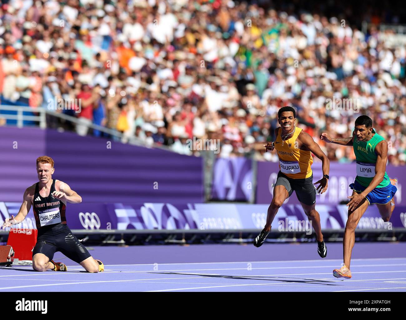 Paris, France. 5th Aug, 2024. Alastair Chalmers (1st L) of Britain, Joshua Abuaku (C) of Germany ...