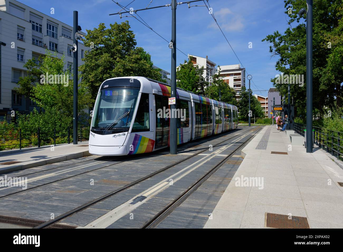 Frankreich, Angers, Straßenbahn Linie B // France, Angers, Tramway Line ...