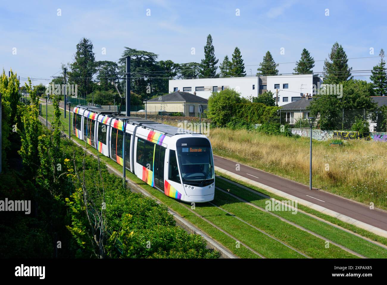 Frankreich, Angers, Straßenbahn Linie A // France, Angers, Tramway Line ...