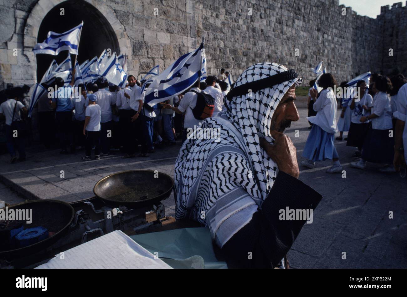 Palestinians and israelis hi-res stock photography and images - Alamy
