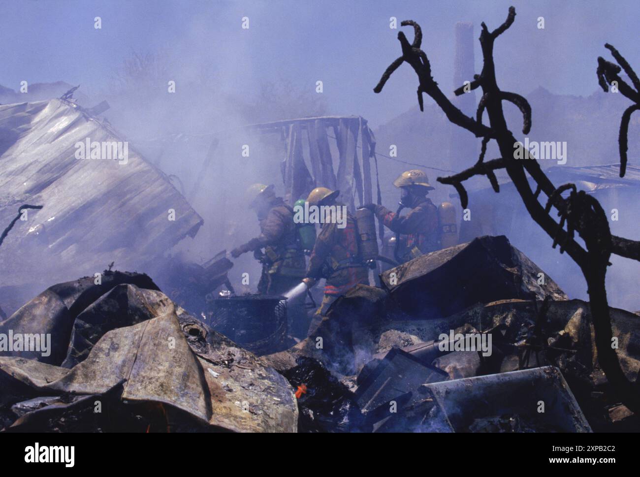 Fire desert apache hi-res stock photography and images - Alamy