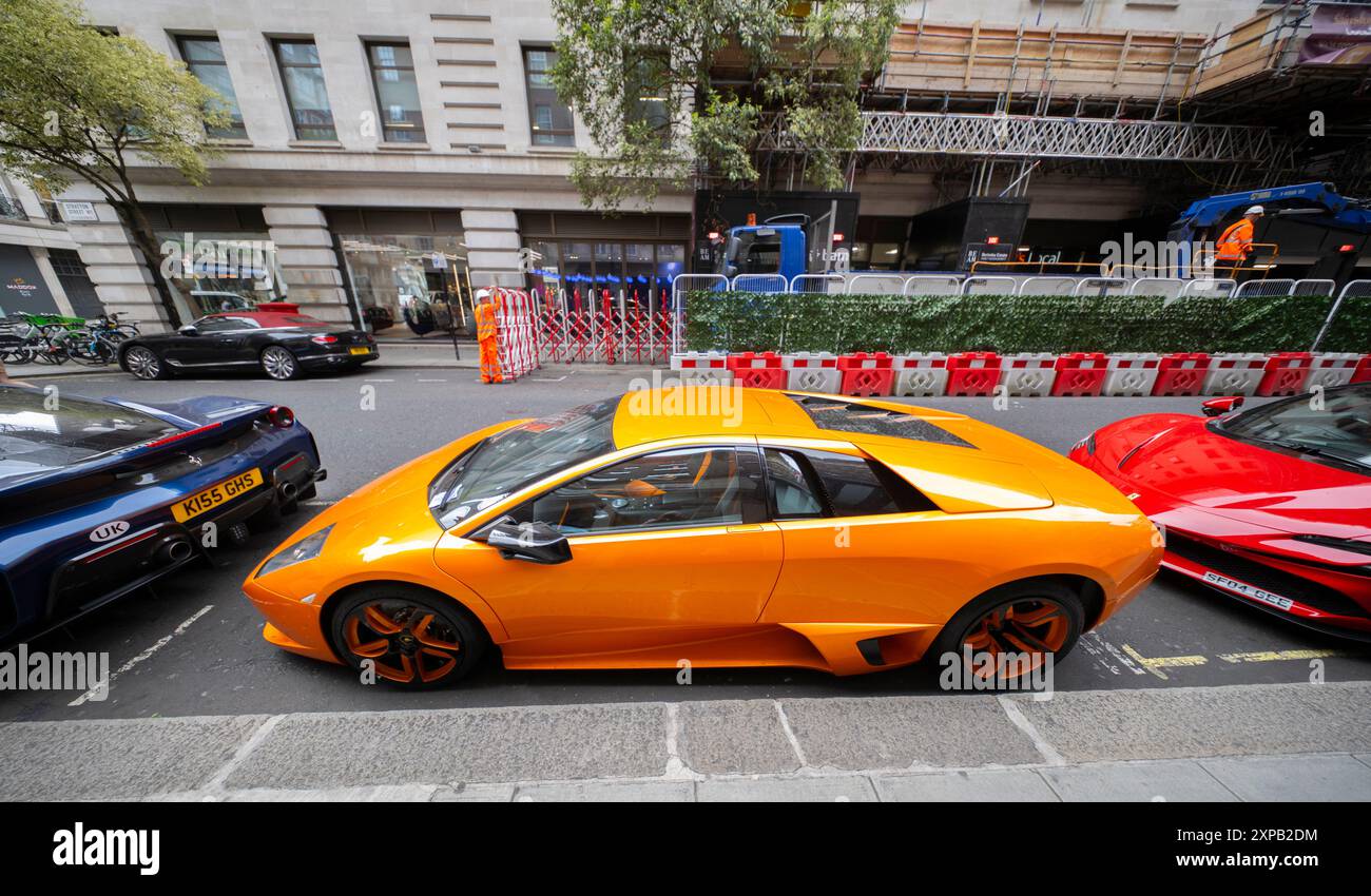 Stratton Street, Mayfair, London, UK. 5th Aug, 2024. A line of six ...