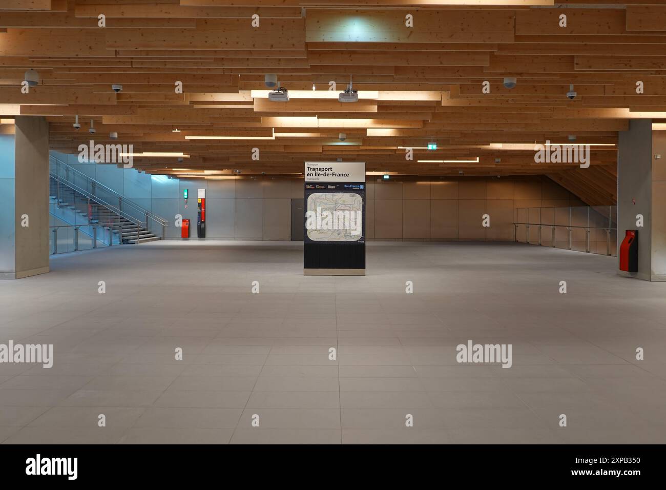 Paris, Metro M14 Station St-Denis Pleyel, Architekt Kengo Kuma, 2024 ...