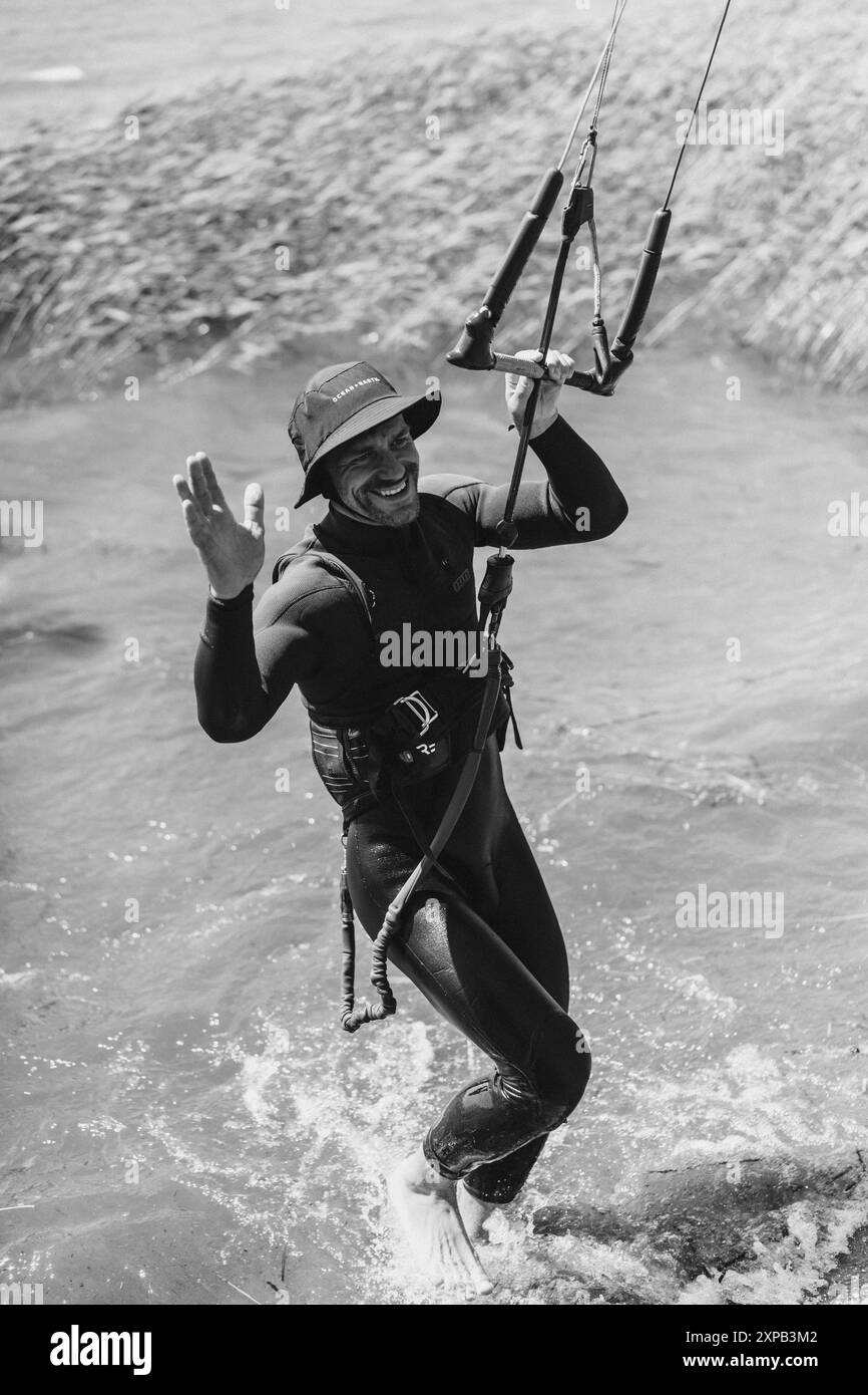 Move on water Black and White Stock Photos & Images - Alamy