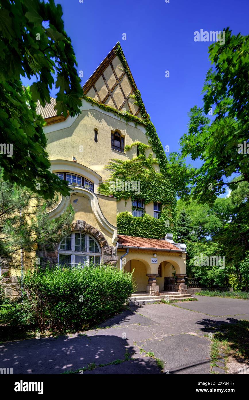 Hungary budapest former post office hi-res stock photography and images ...