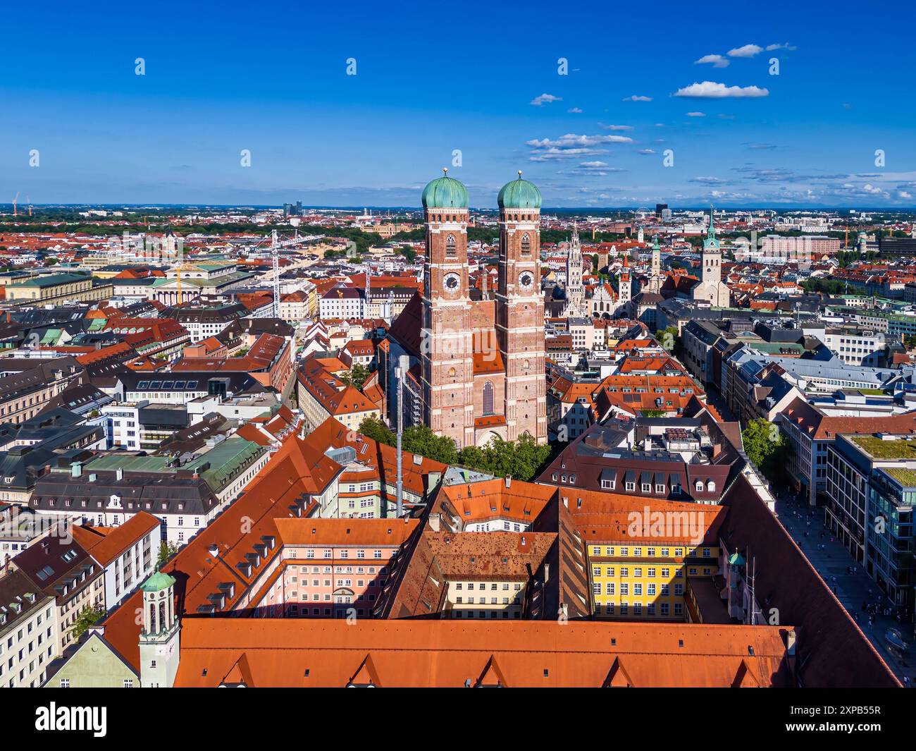 Panoramic View of Munich Skyline with Iconic Frauenkirche Skyline of ...