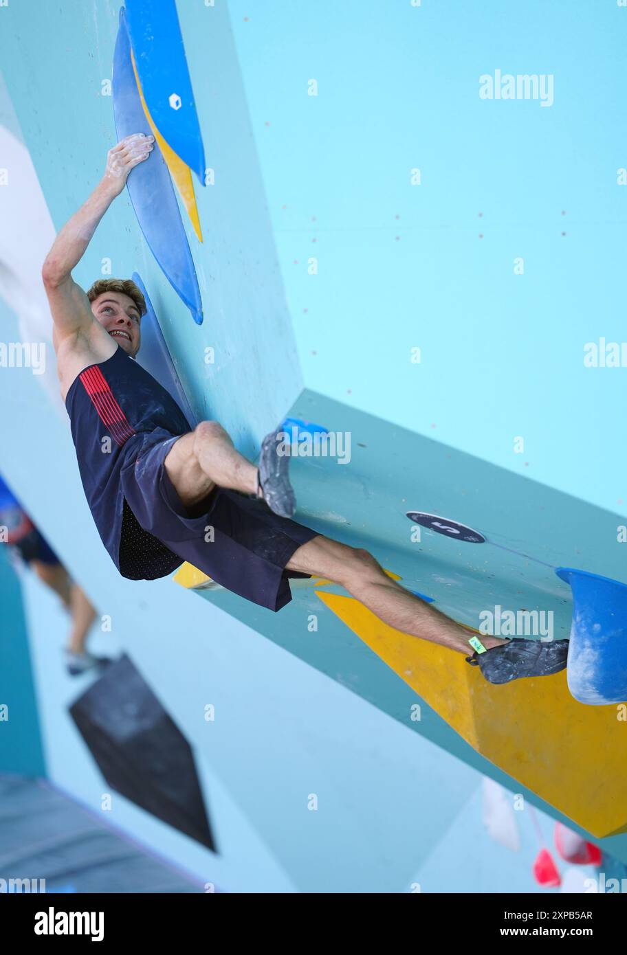 Great Britain's Toby Roberts during his Men's Boulder & Lead, Semi ...