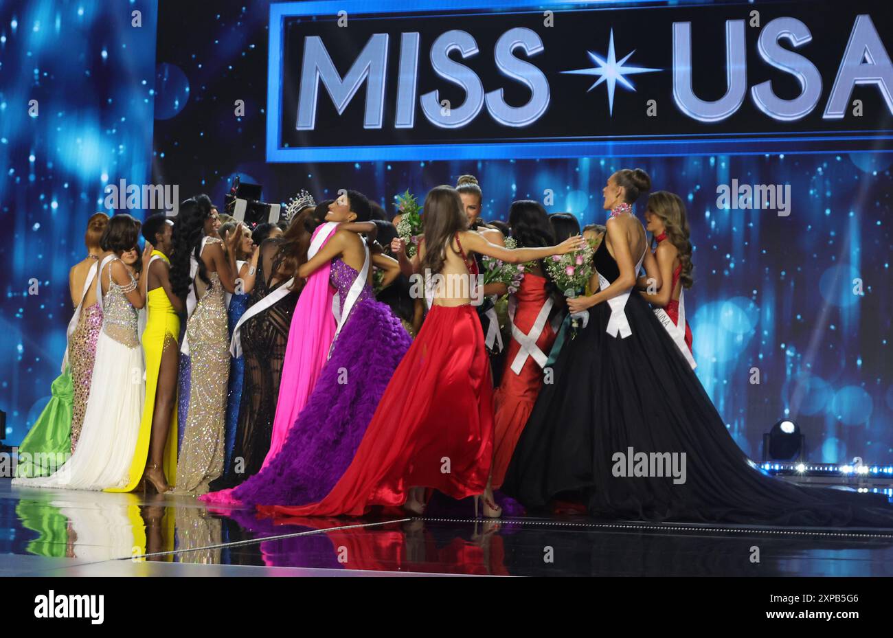 Alma cooper hi-res stock photography and images - Alamy