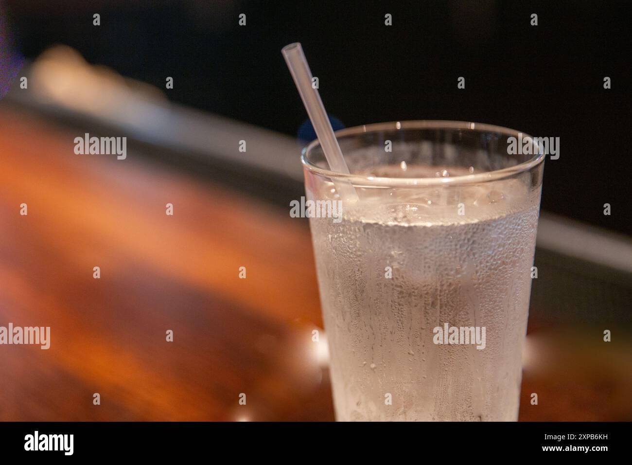 Water glass sweating hi-res stock photography and images - Alamy