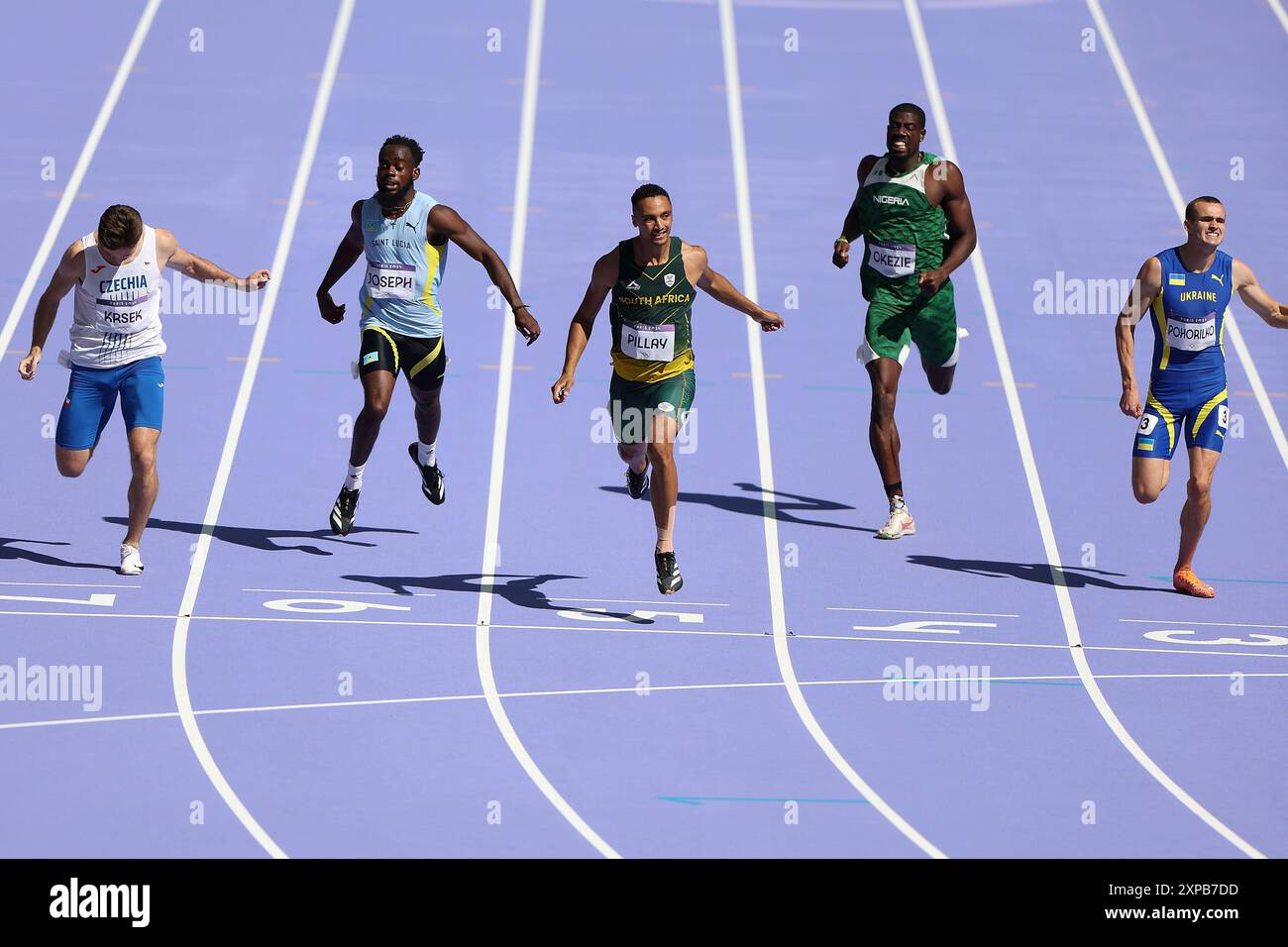Paris, France. 5th Aug, 2024. Lythe Pillay (C) of South Africa competes ...