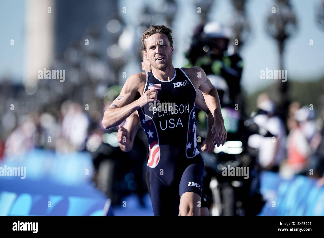 Morgan pearson paris 2024 hi-res stock photography and images - Alamy