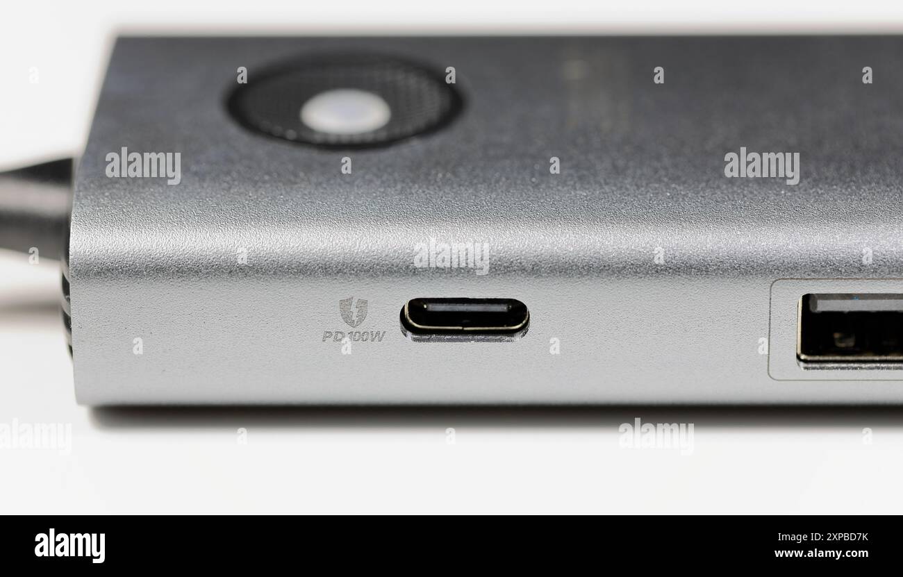 USB Type-C with PD (Power Delivery) port on on docking station of new ...