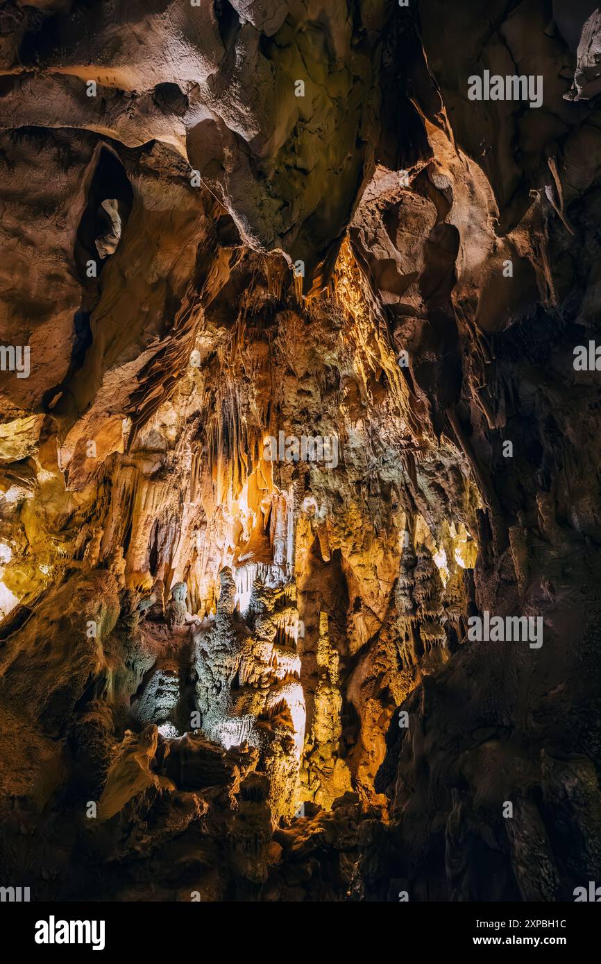 intricate formations of stalactites and stalagmites in a scenic ...