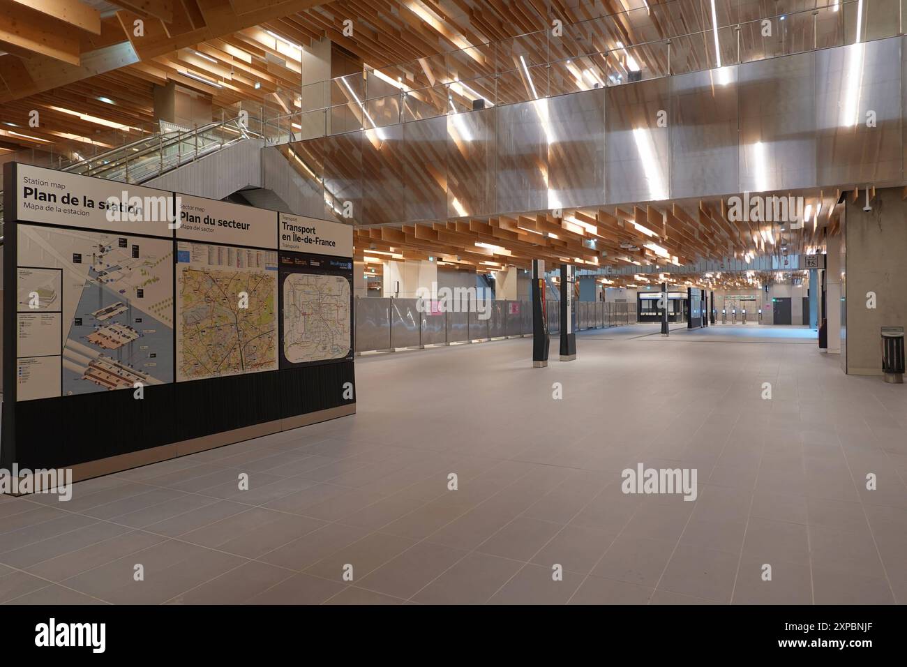 Paris, Metro M14 Station St-Denis Pleyel, Architekt Kengo Kuma, 2024 ...