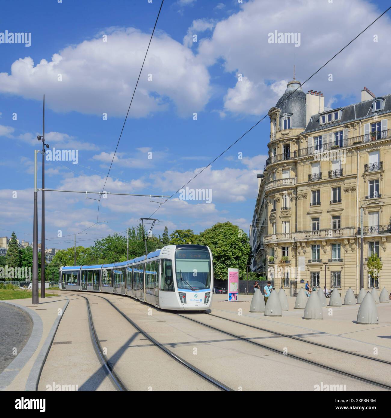 Paris, Straßenbahnlinie T3b, Porte Dauphine // Paris, Tramway Line T3b ...