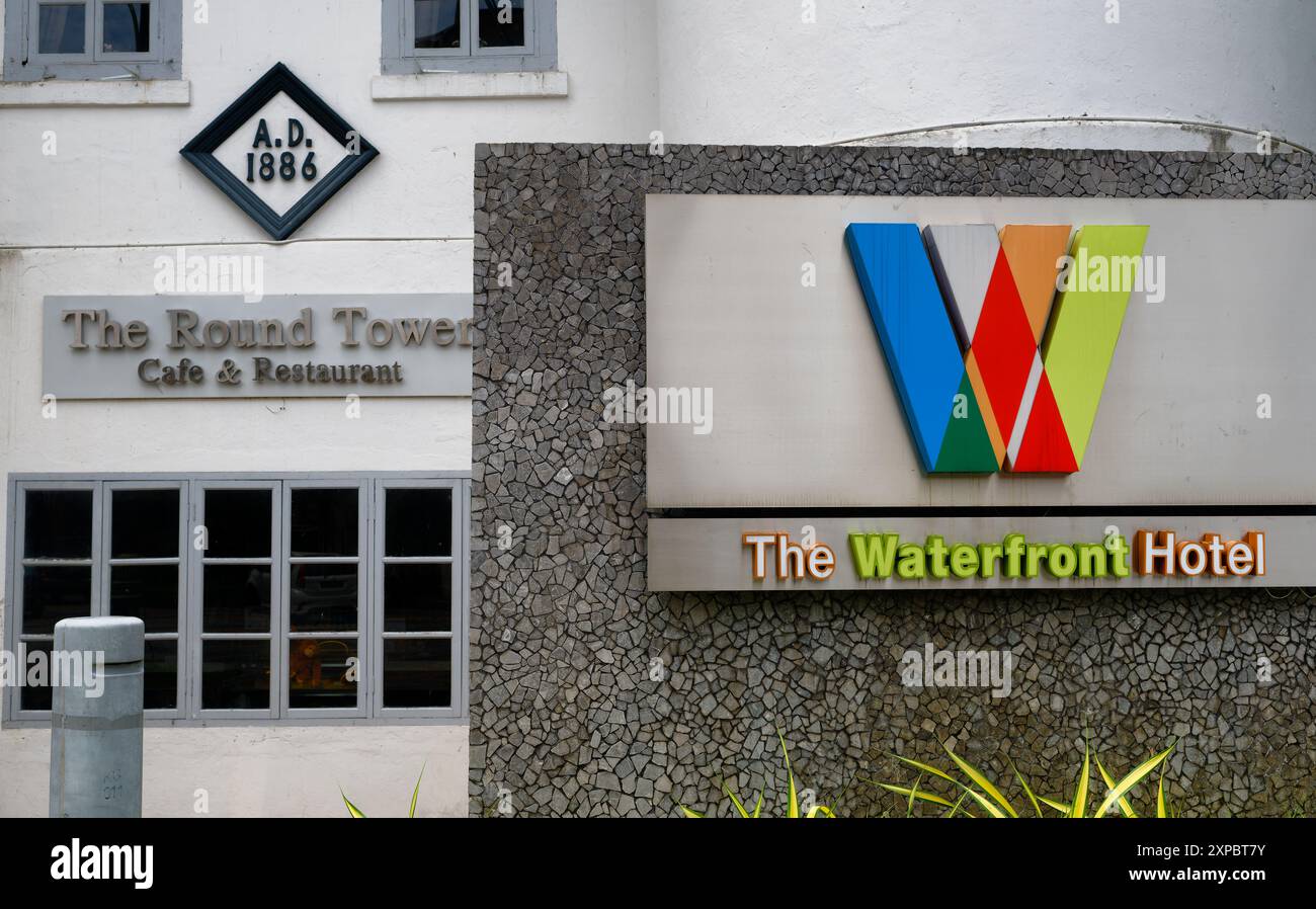 Waterfront Hotel Logo
