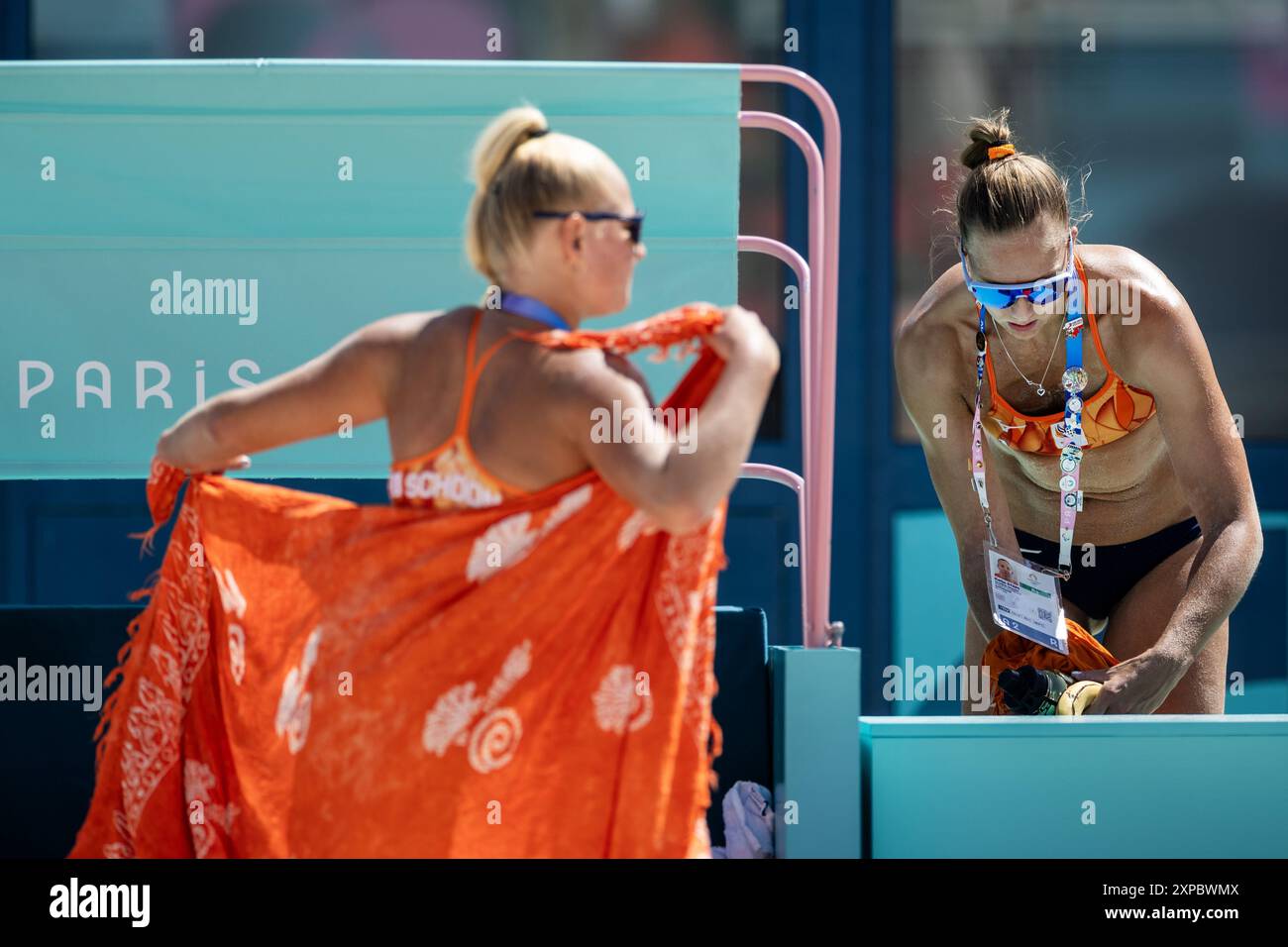 PARIS - Raisa Schoon and Katja Stam (lr) react after elimination during ...