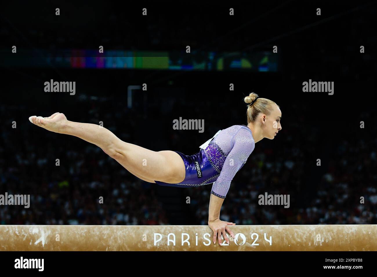 Womens balance beam final hi-res stock photography and images - Alamy