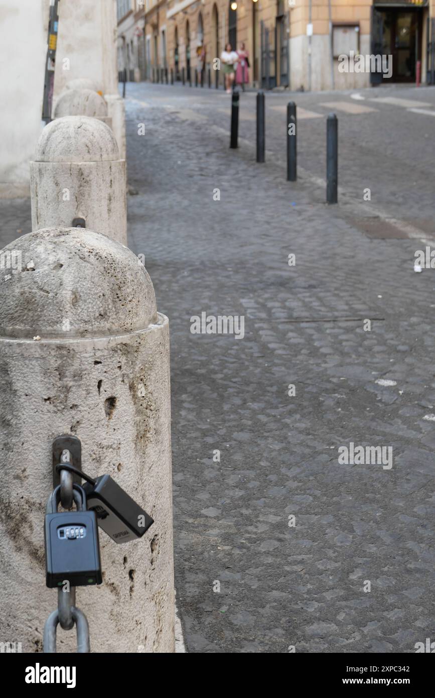 TWO KEYS BOXES IN A STREET IN THE HISTORIC CENTER Stock Photo - Alamy