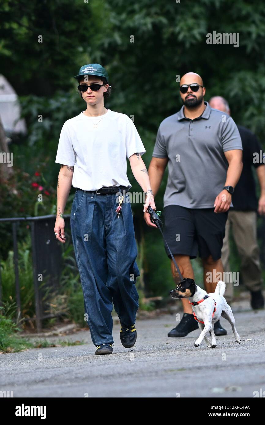 EXCLUSIVE **EXCLUSIVE ALL ROUNDER** Vice President’s Kamala Harris step ...