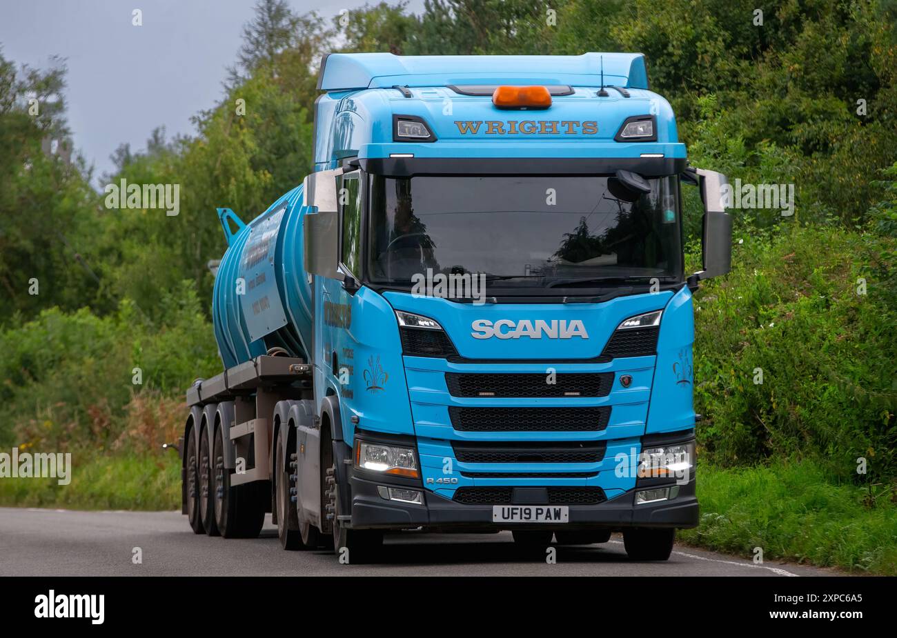 Whittlebury,Norhants,UK - Aug 4th 2024. 2019 blue Scania R series R450 ...