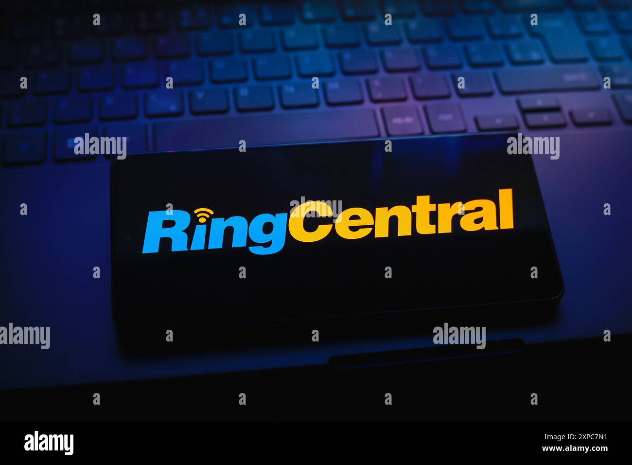 Ringcentral hi-res stock photography and images - Alamy