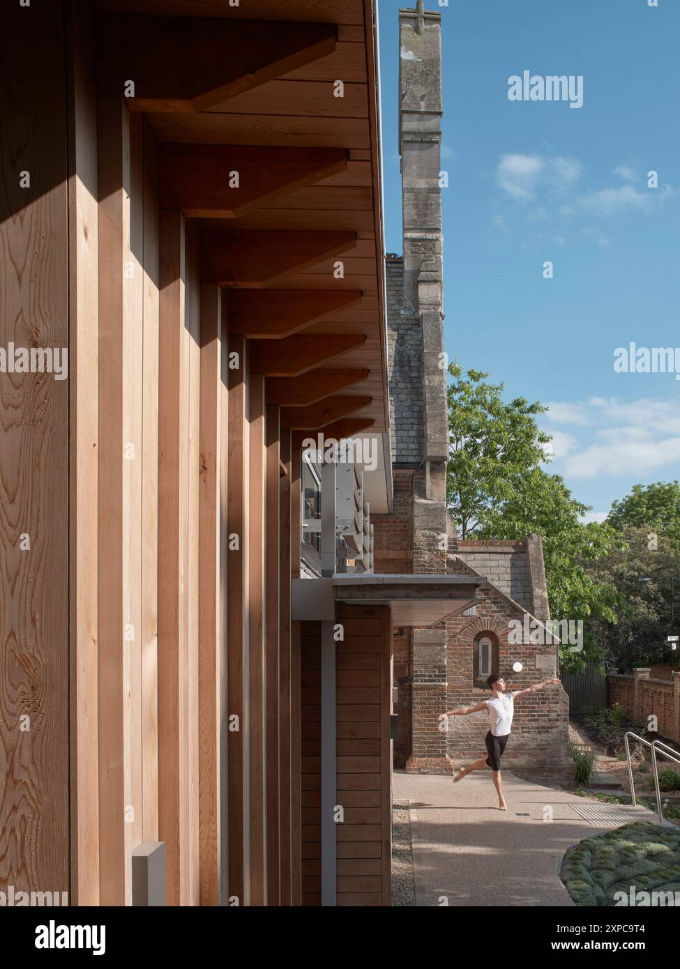 Contrasting timber hi-res stock photography and images - Alamy