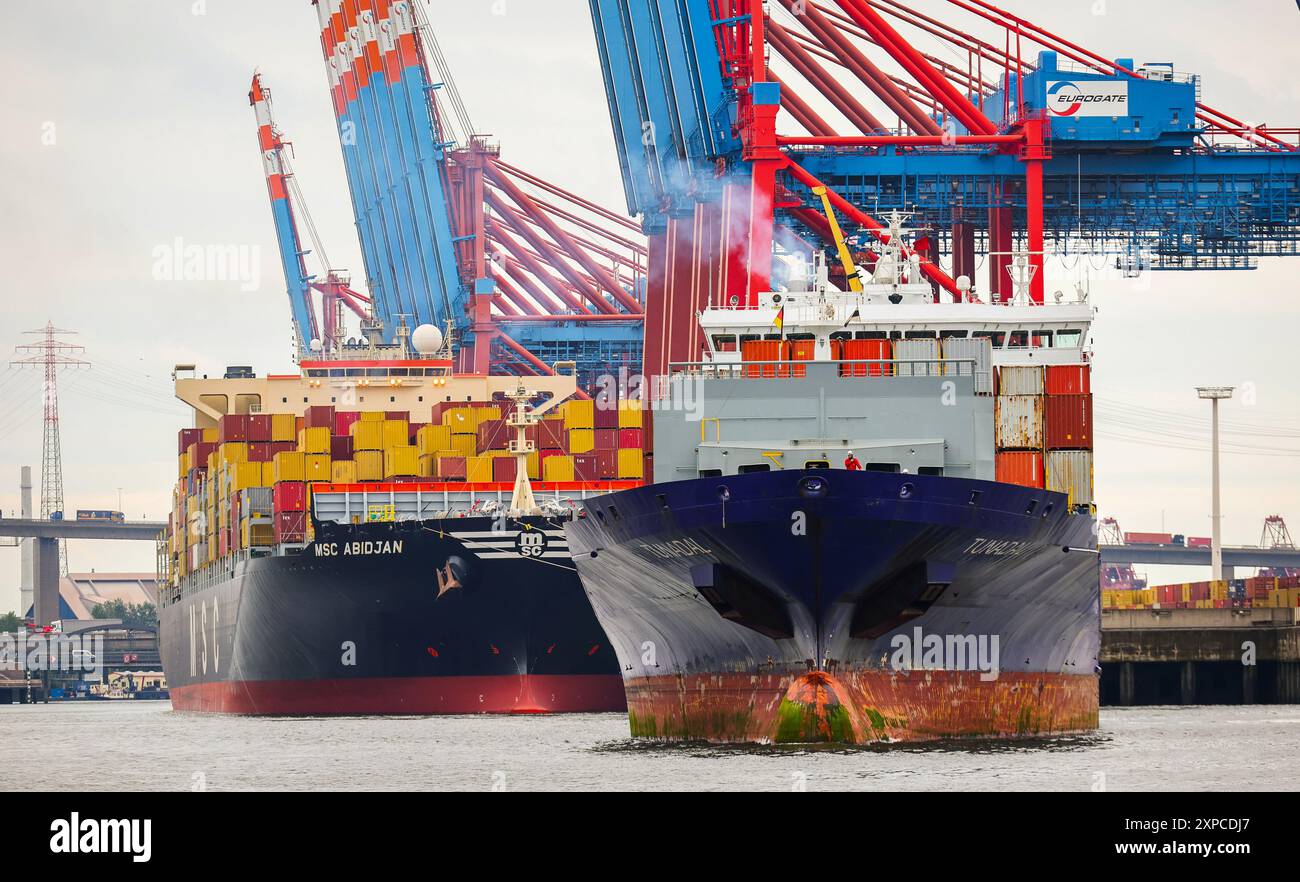 Hamburg, Germany. 26th July, 2024. The container ship "Tunadal" departs ...