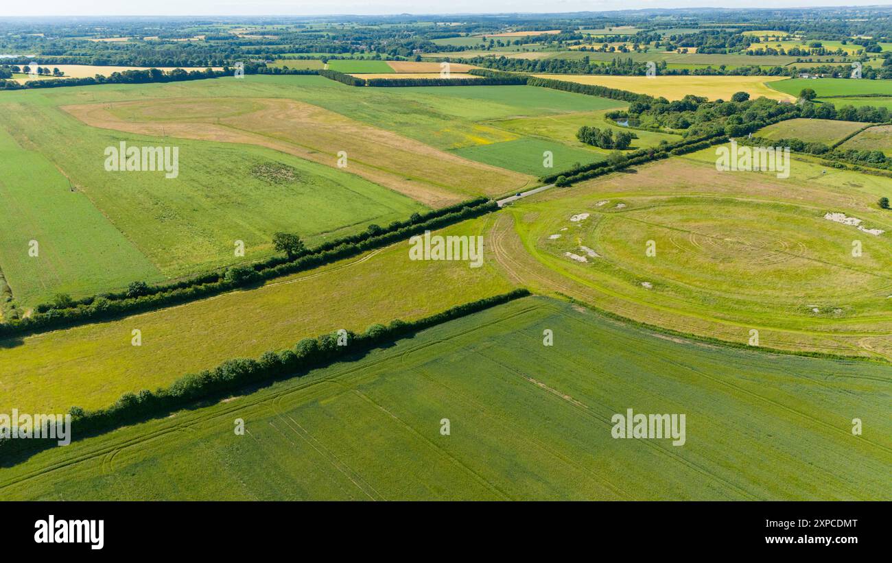 Thornborough Henges are an ancient monument complex that includes the ...