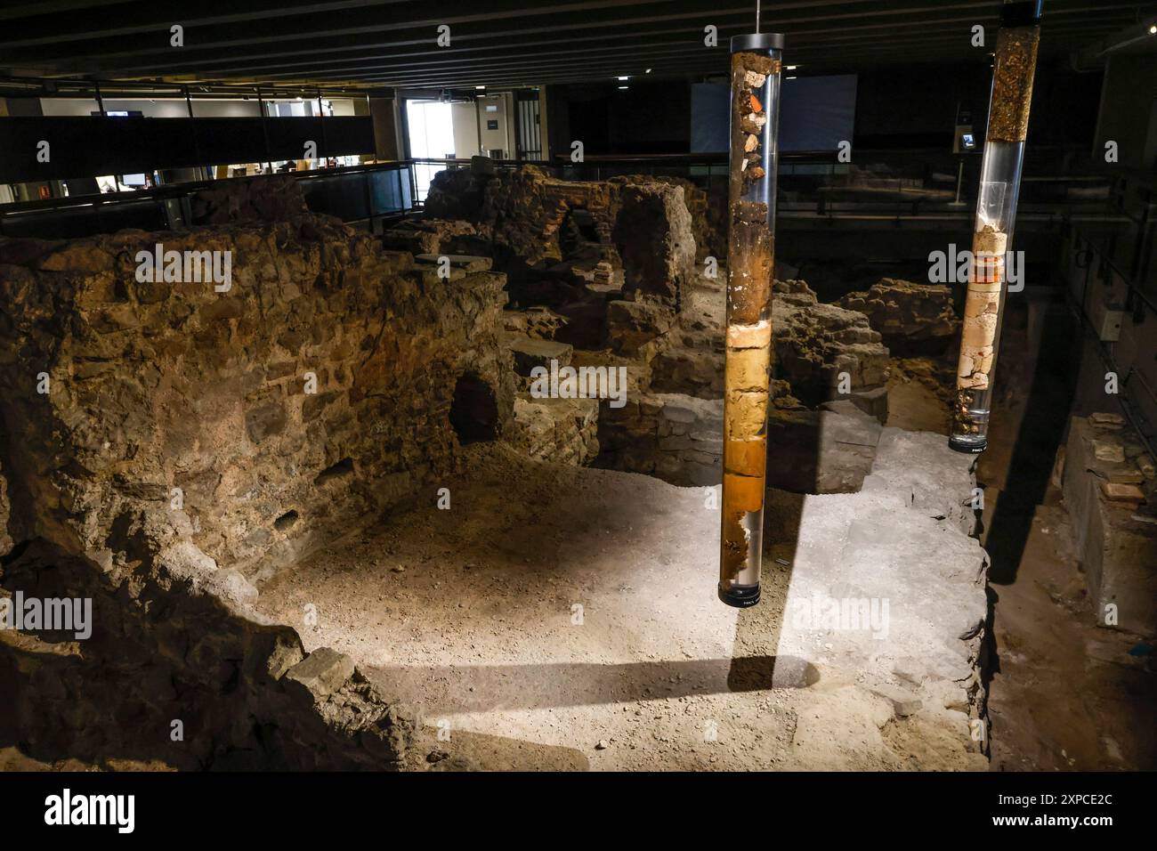 Parvis crypt crypte paris hi-res stock photography and images - Alamy