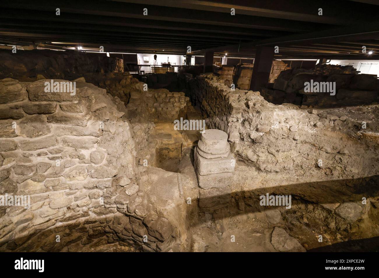 ARCHAEOLOGICAL CRYPT OF PARIS Stock Photo - Alamy