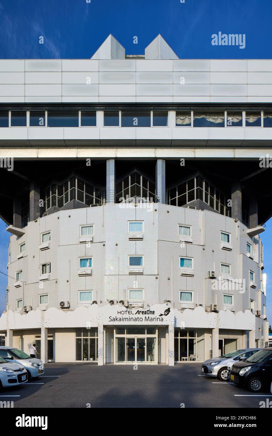 Sakaiminato Marina Hotel, designed by Kikutake Kiyonori, 1985 ...