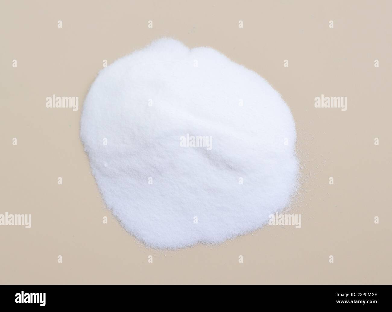 Inulin powder. Group of naturally occurring polysaccharides produced by ...