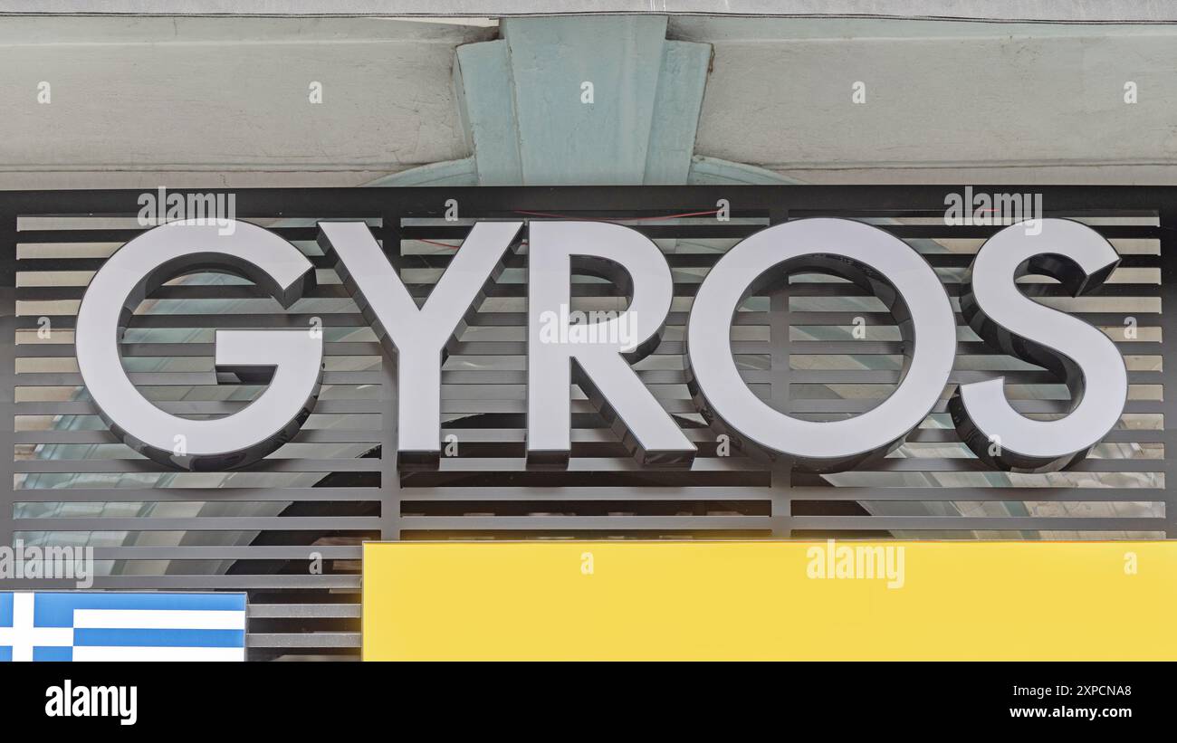 White 3d Sign Gyros at Greek Gyro Fast Food Shop Stock Photo - Alamy