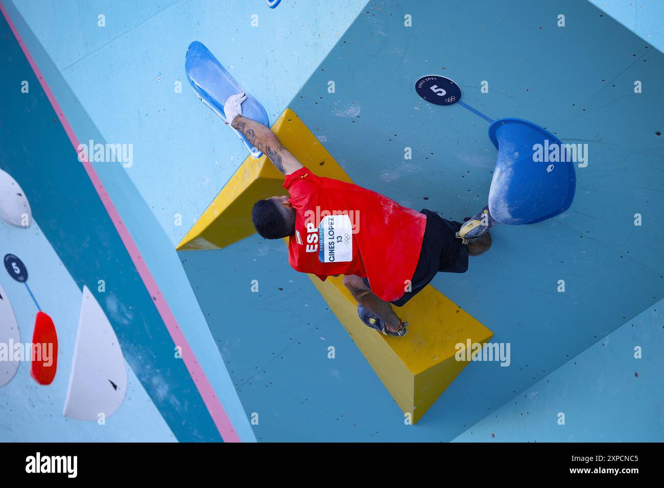 GINES LOPEZ Alberto of Spain Sport Climbing Men's Boulder & Lead ...