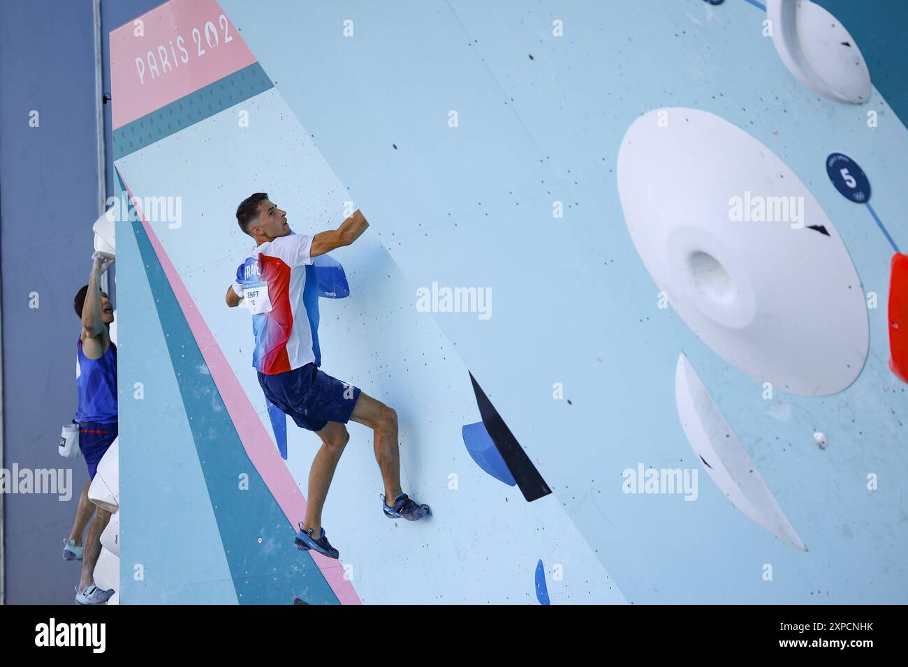JENFT Paul of France Sport Climbing Men's Boulder & Lead, Semifinal ...