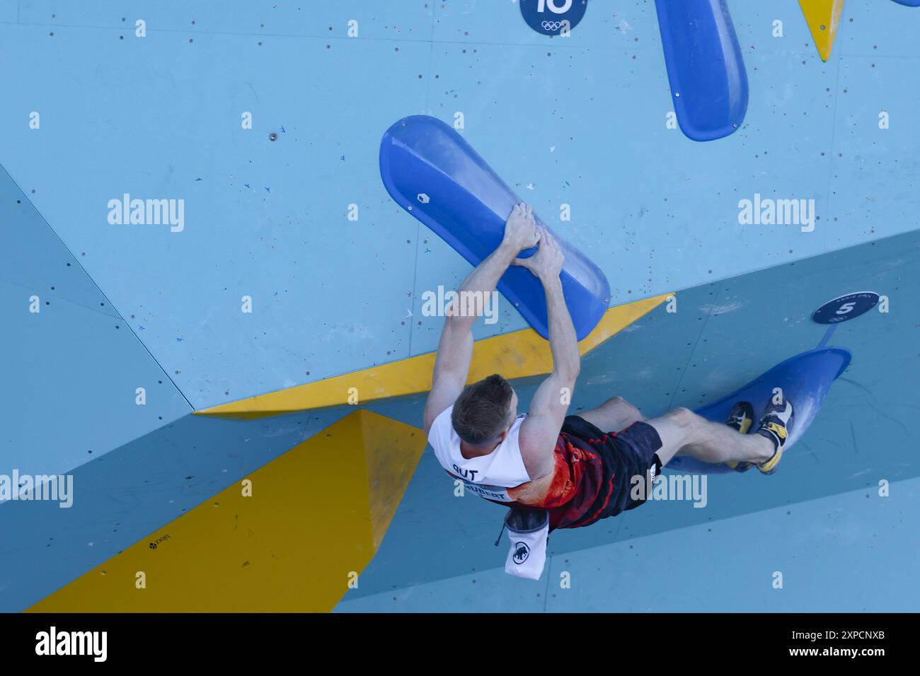 Sport Climbing Men's Boulder & Lead, Semifinal Boulder during the ...